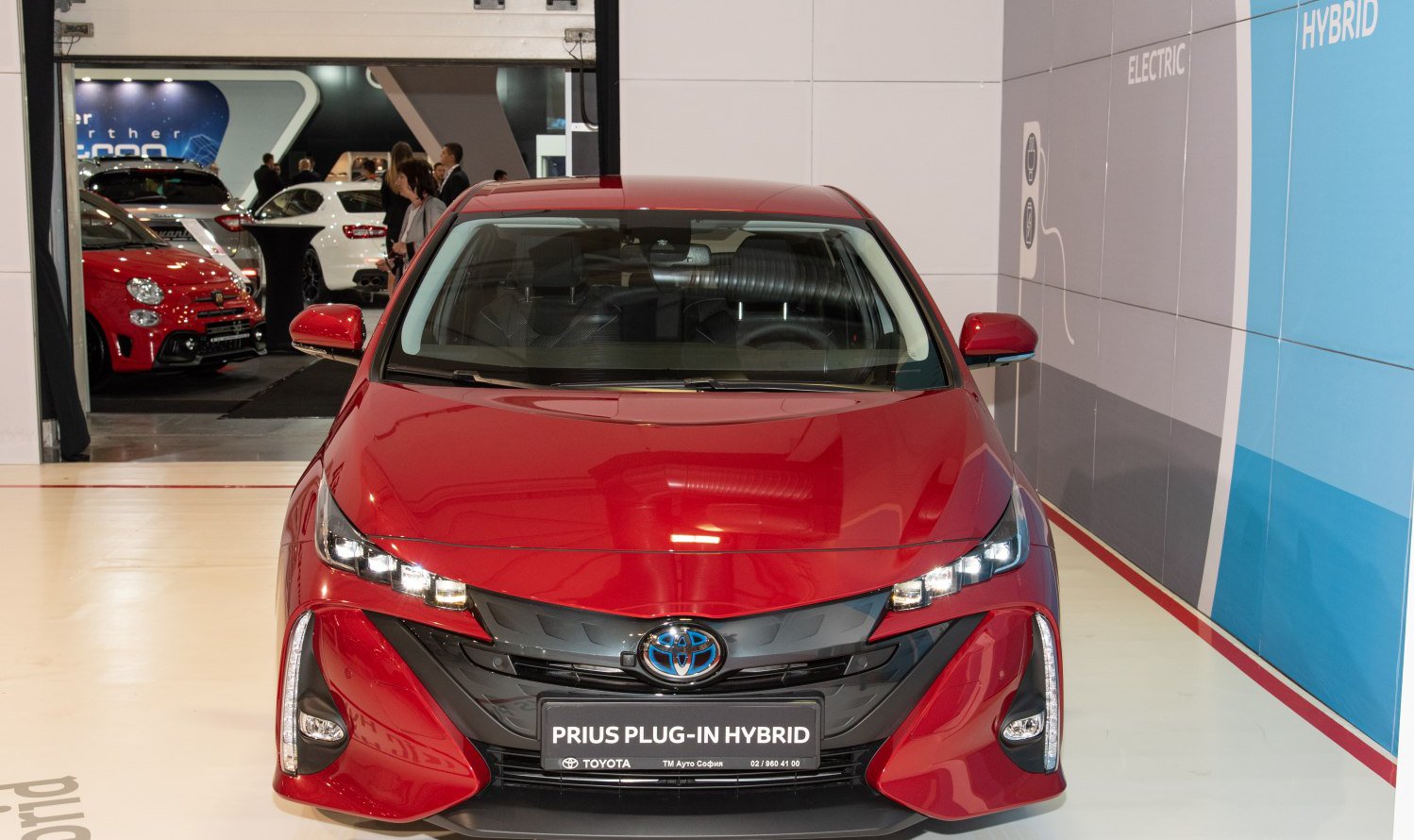 Toyota Prius Plug-in Hybrid (XW50) 1.8 (122 Hp) e-CVT